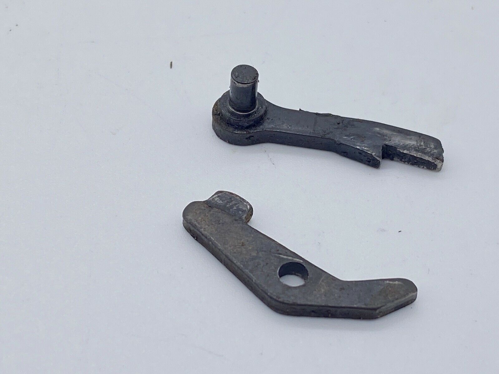 Ruger Single-six om 3 screw 22lr revolver parts, pawl & cylinder latch ...