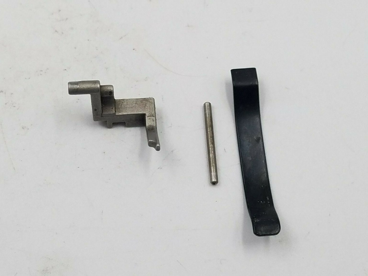 Ruger P95 9mm-Pistol Parts-Lever, Magazine Latch, Pin, Spring ...