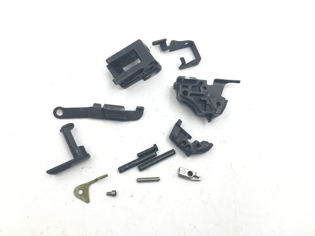 Smith & Wesson M&P9 Shield 9mm, Pistol Parts: Takedown, Slide Stop, Mag ...