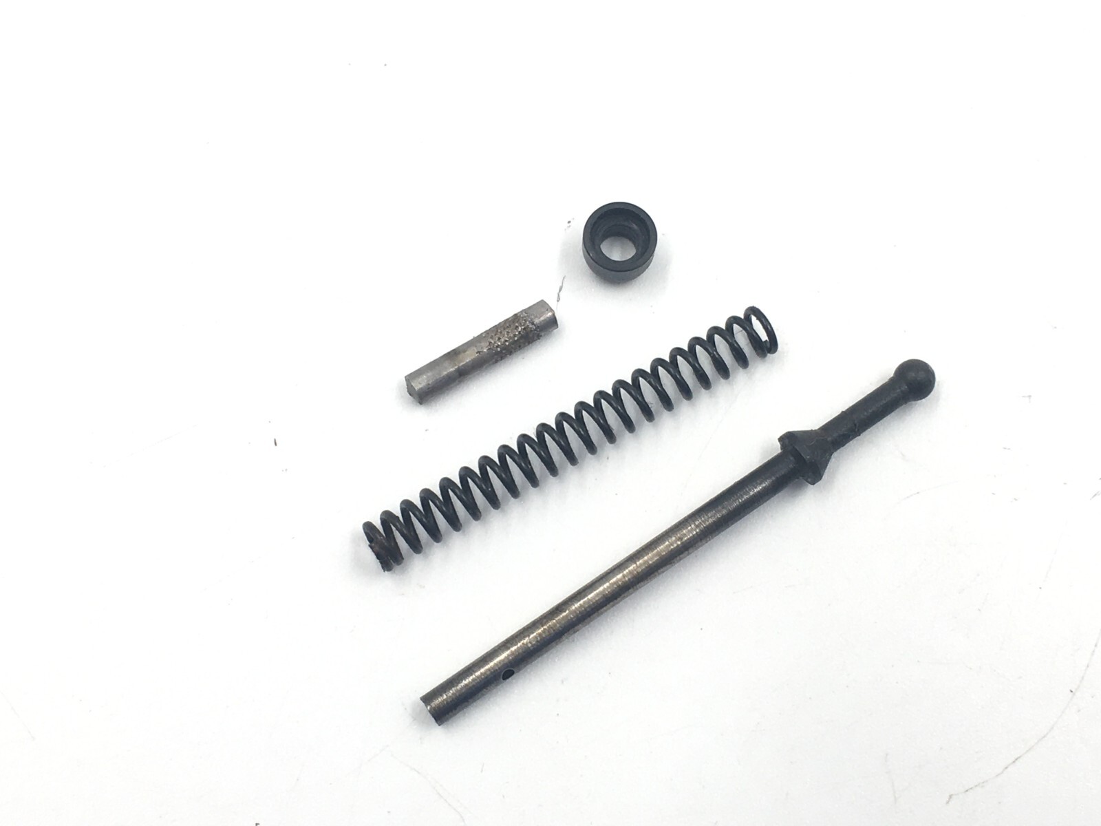 Taurus 605 .357Magnum, Revolver Parts: Mainspring, Guide, Seat, Pin ...